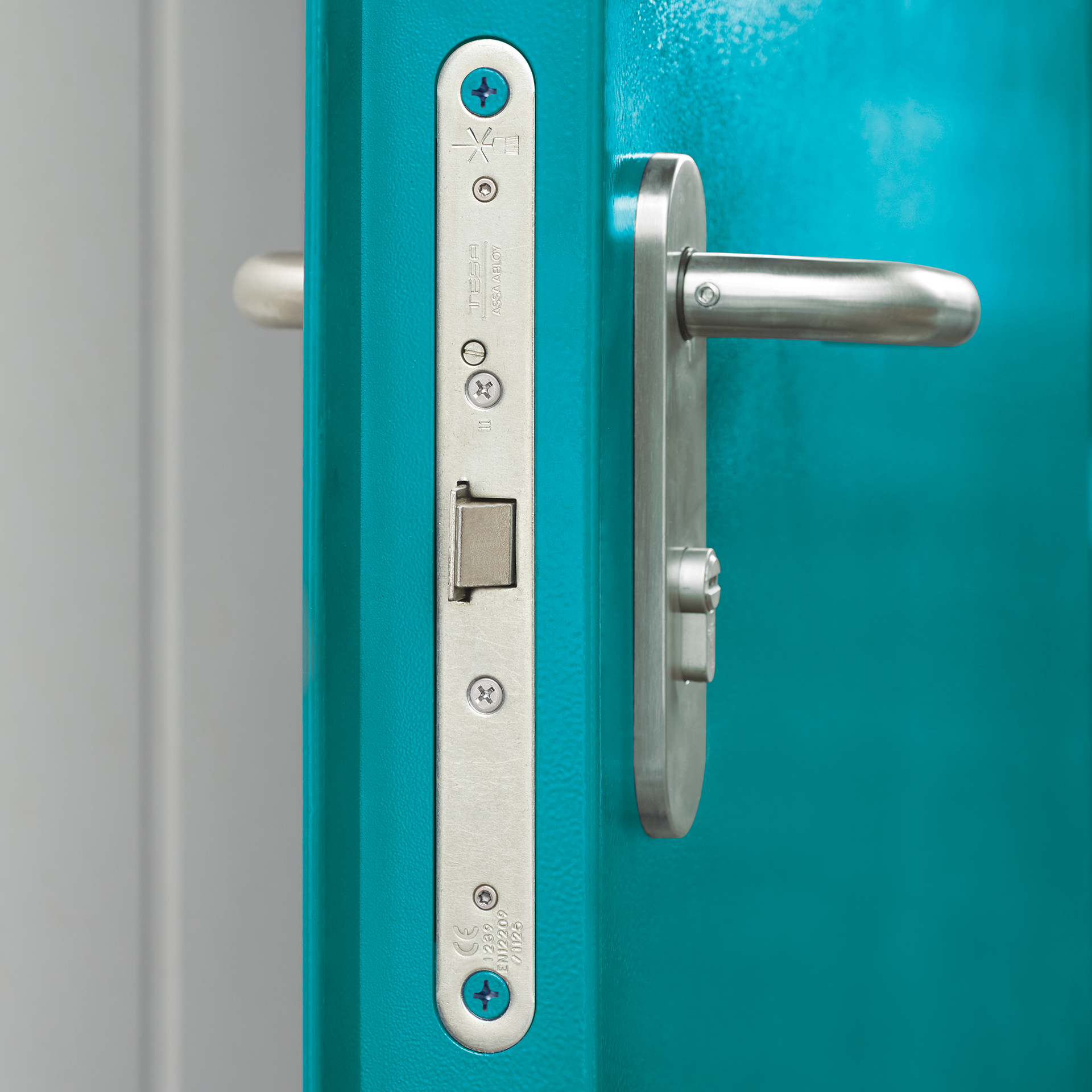 2202-1 - Fire Rated Single Leaf Straight Edge Overlapping Door